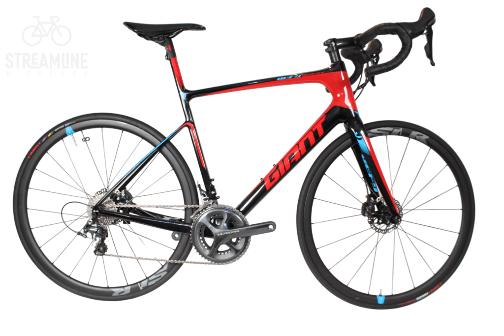 Giant Defy Advanced SL Disc - Carbon Road Bike - Grade: Excellent
