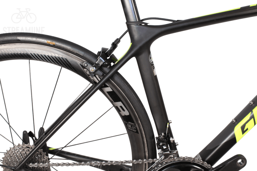 Giant TCR Advanced Pro 2 - Carbon Road Bike - Grade: Excellent